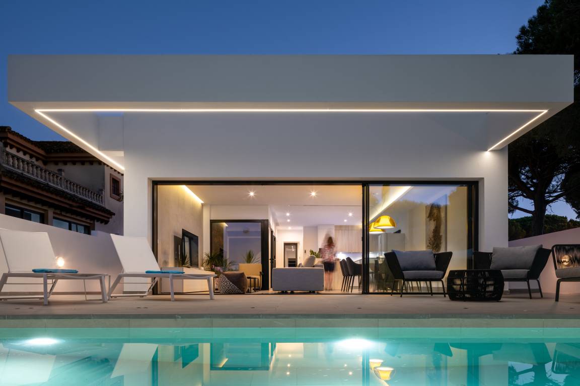 200 M² Villa ∙ 4 Schlafzimmer ∙ 8 Gäste - Chiclana de la Frontera