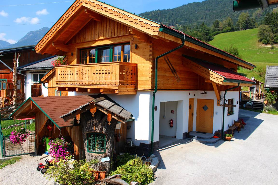 80 M² Cabin ∙ 1 Bedroom ∙ 4 Guests - Obertraun