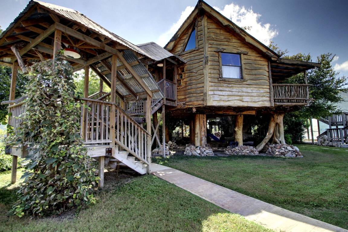 Camping ∙ 1 Bedroom ∙ 4 Guests - New Braunfels, TX