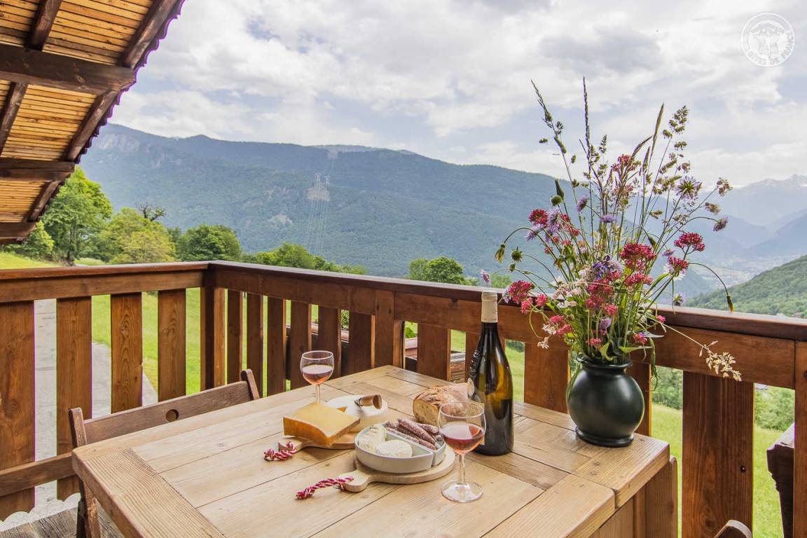 83 M² Gîte ∙ 3 Chambres ∙ 6 Personnes - Albertville