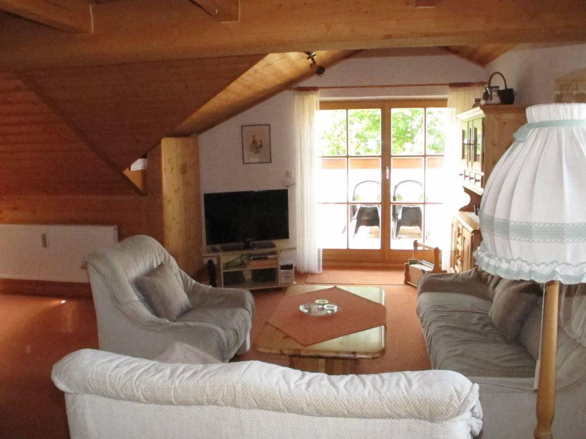 90 M² Ferienwohnung ∙ 2 Schlafzimmer ∙ 6 Gäste - Haidmühle