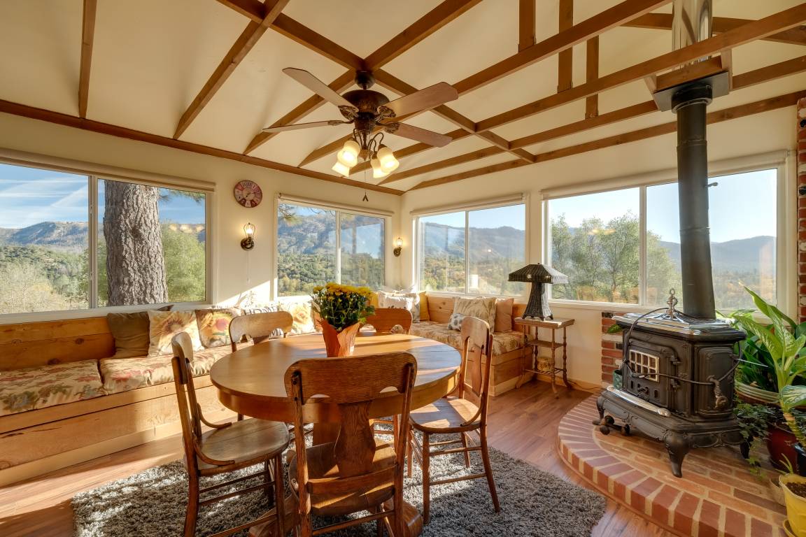 241 M² House ∙ 3 Bedrooms ∙ 6 Guests - North Fork, CA