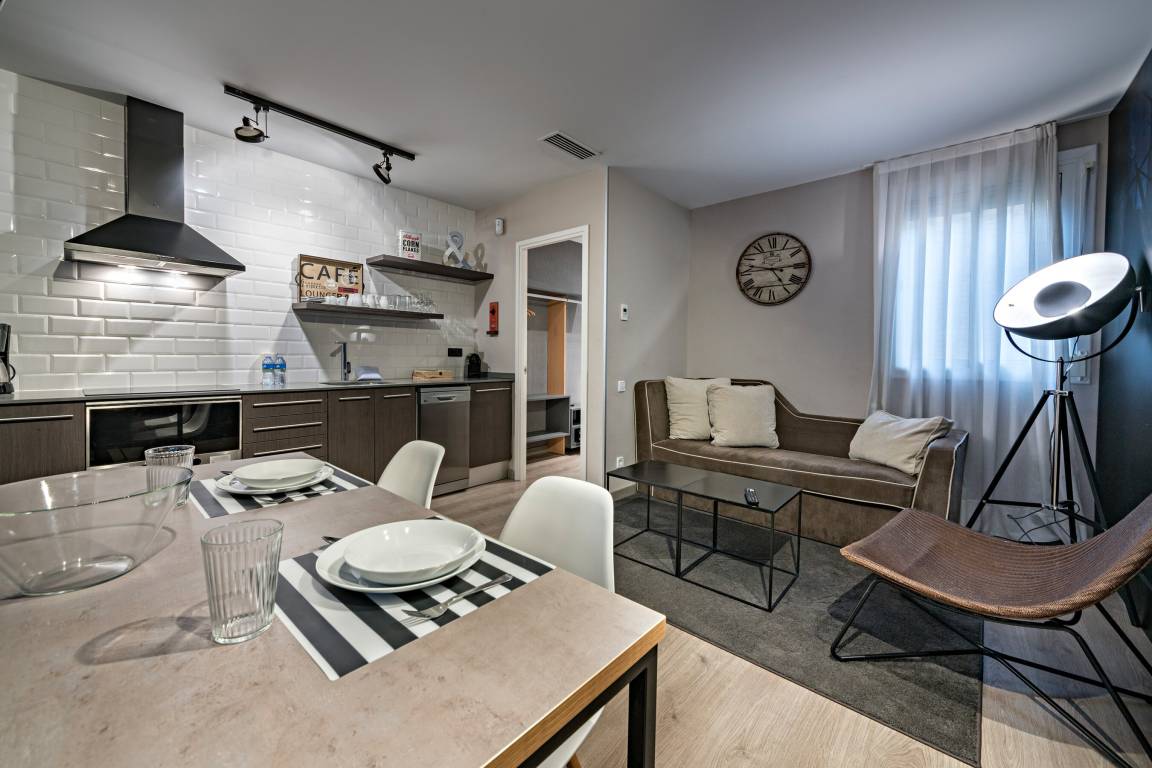 44 M² Apartamento ∙ 2 Habitaciones ∙ 4 Huéspedes - Montgat