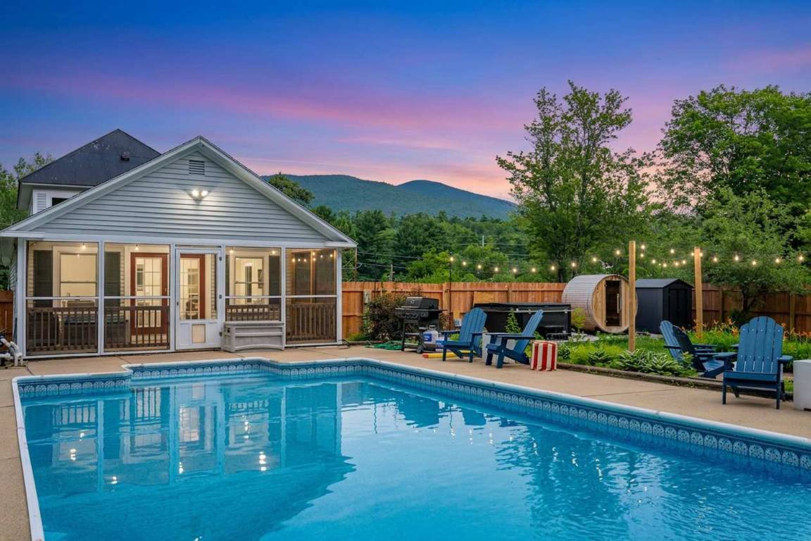 Apartment ∙ 4 Bedrooms ∙ 14 Guests - Conway, NH