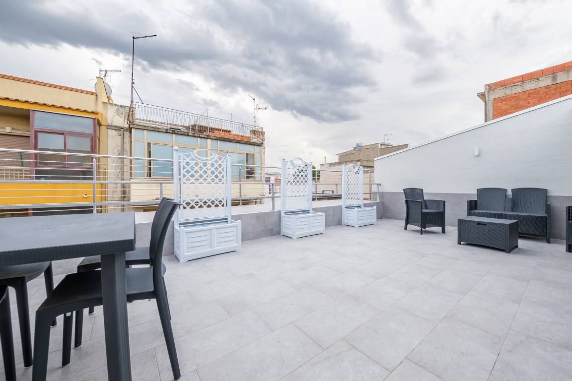 60 M² Casa ∙ 2 Camere Da Letto ∙ 5 Ospiti - Spadafora