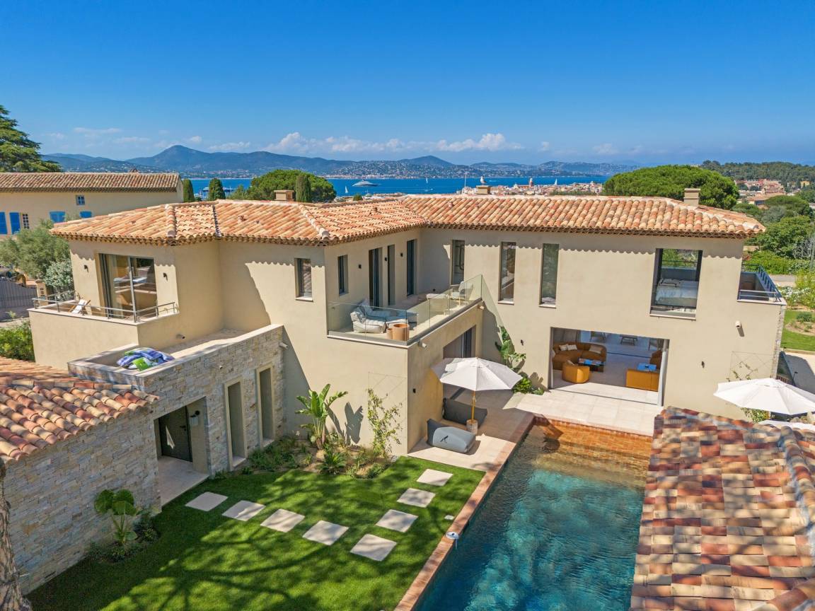 427 M² Villa ∙ 6 Bedrooms ∙ 11 Guests - Saint-Tropez
