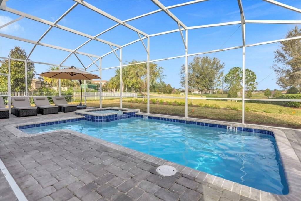 Villa ∙ 9 Bedrooms ∙ 24 Guests - Florida