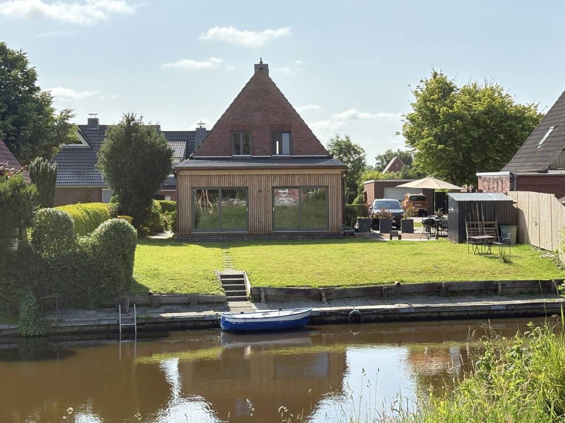 140 M² Ferienhaus ∙ 5 Schlafzimmer ∙ 7 Gäste - Emden