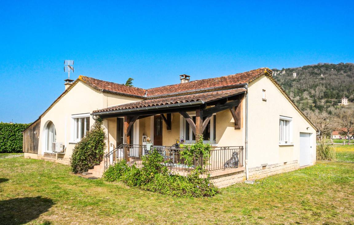 75 M² Casa Vacanza ∙ 2 Camere Da Letto ∙ 4 Ospiti - Castels