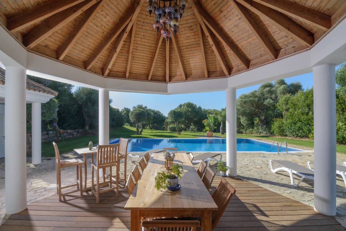 330 M² Villa ∙ 5 Habitaciones ∙ 10 Huéspedes - Benalup-Casas Viejas