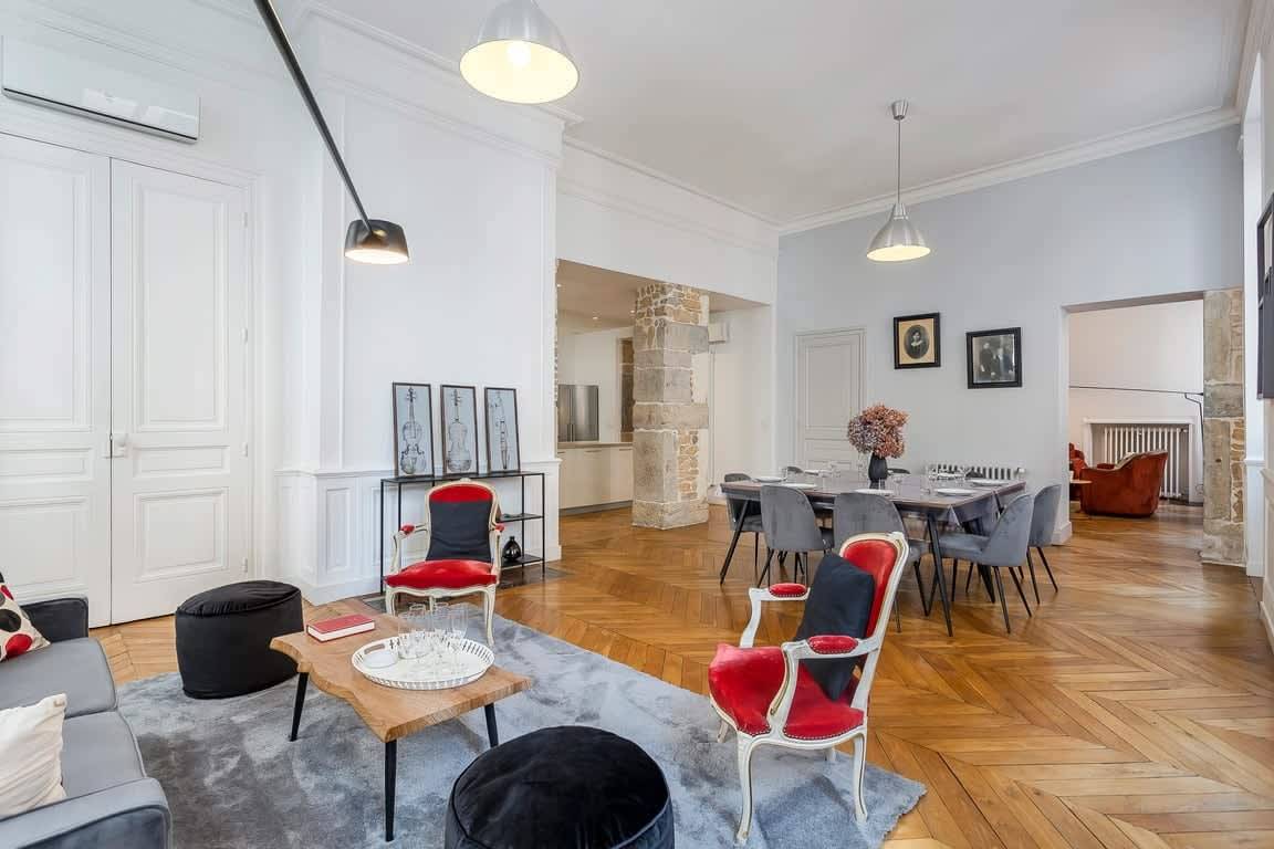 260 M² Appartamento ∙ 4 Camere Da Letto ∙ 8 Ospiti - Lione