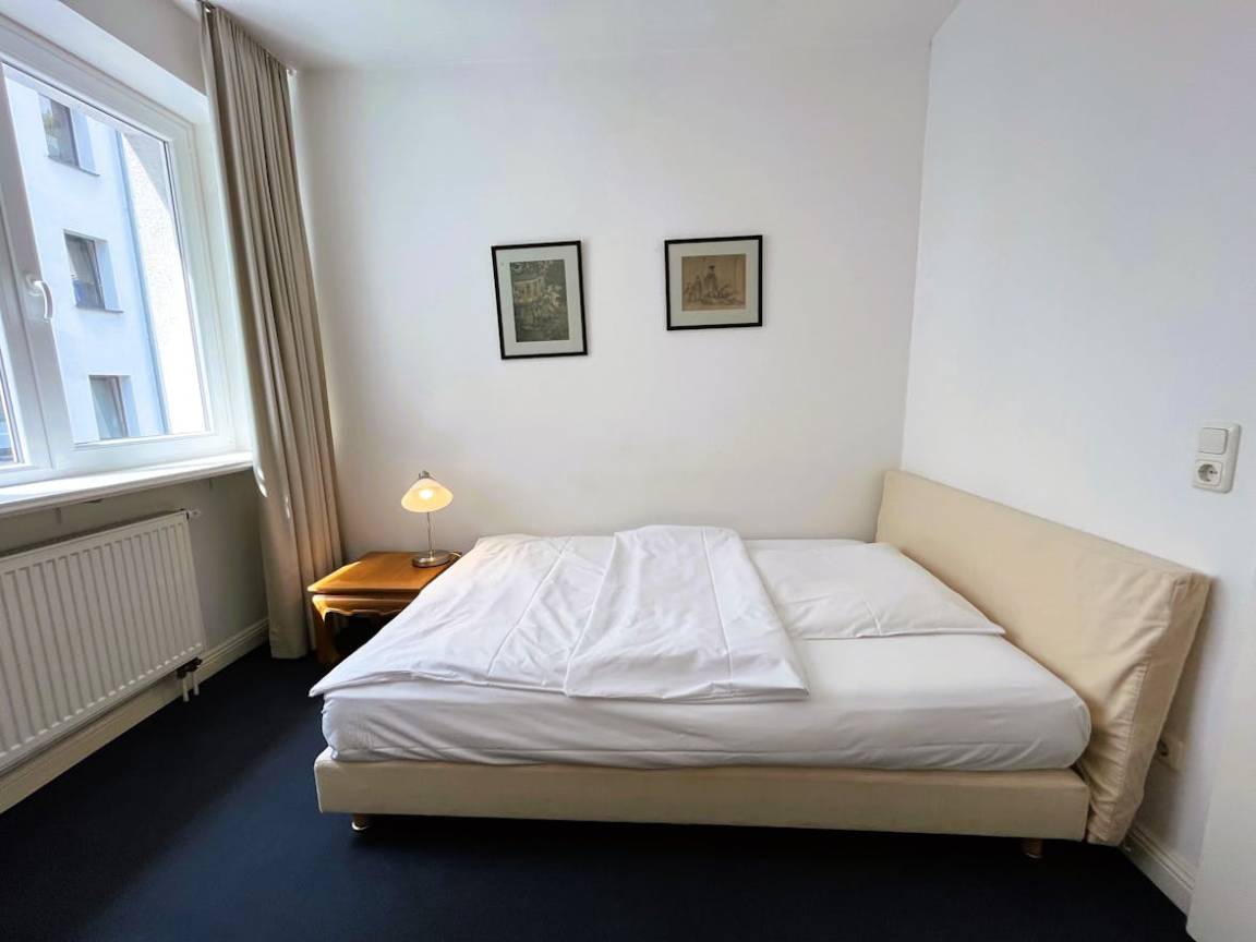 20 M² Ferienwohnung ∙ 1 Gast - Frankfurt am Main