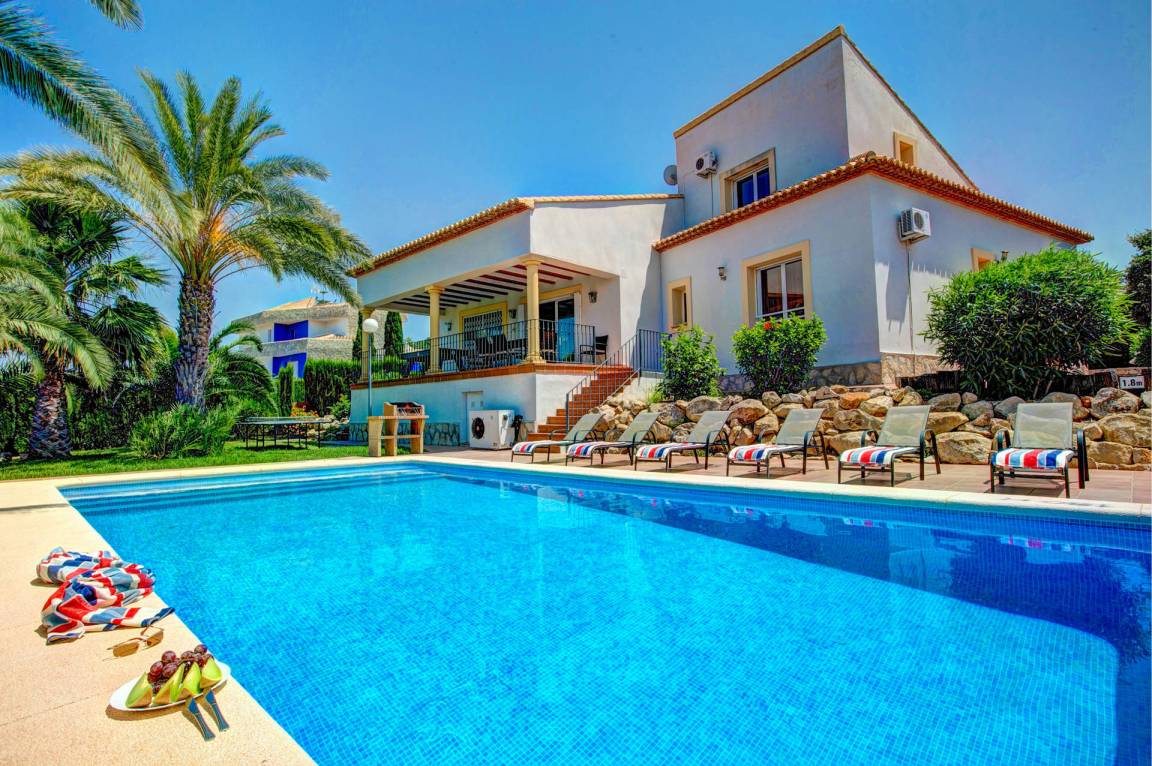 180 M² Villa ∙ 4 Schlafzimmer ∙ 8 Gäste - Xàbia