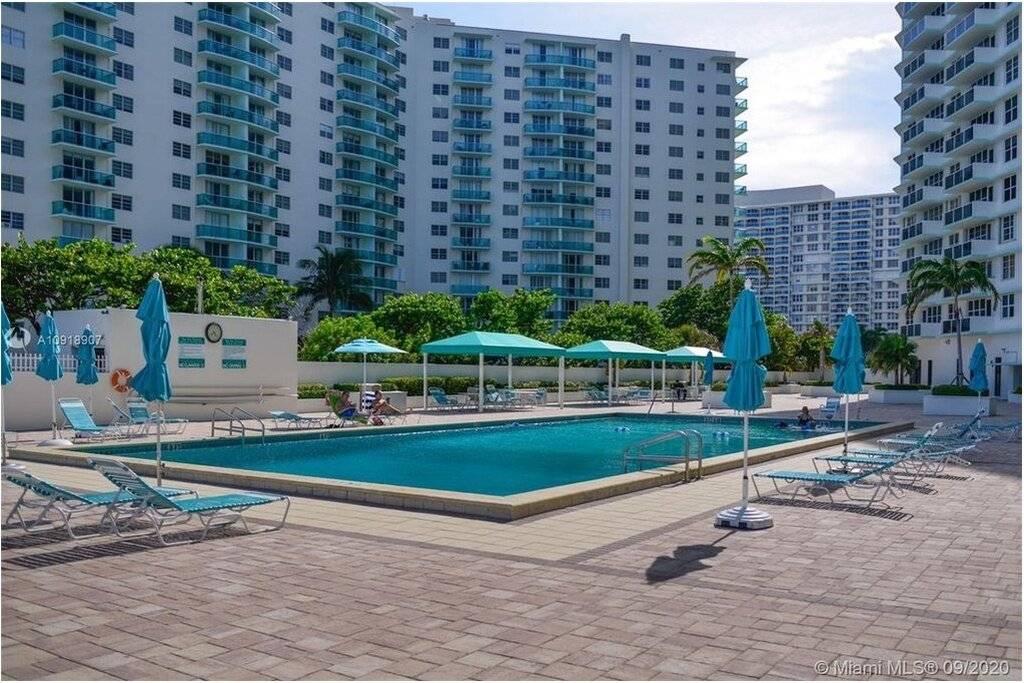 139 M² Condo ∙ 2 Bedrooms ∙ 6 Guests - Hollywood, FL
