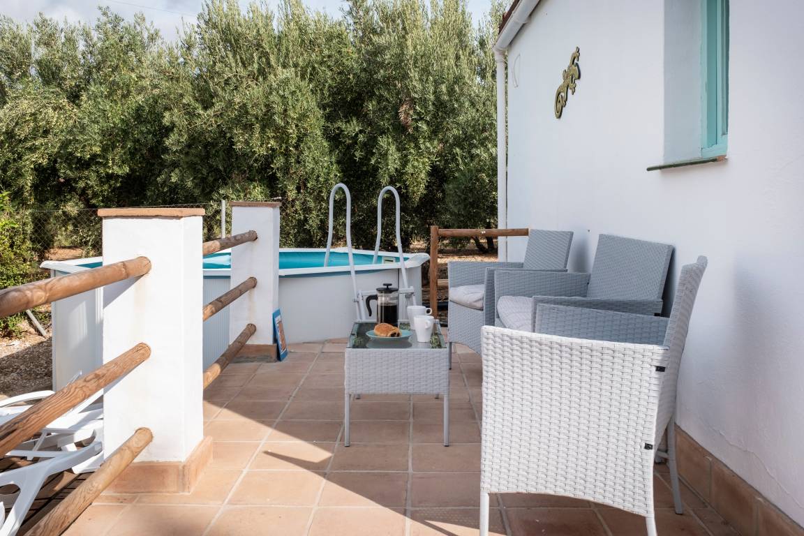 60 M² Ferienhaus ∙ 2 Schlafzimmer ∙ 6 Gäste - Alcaucín