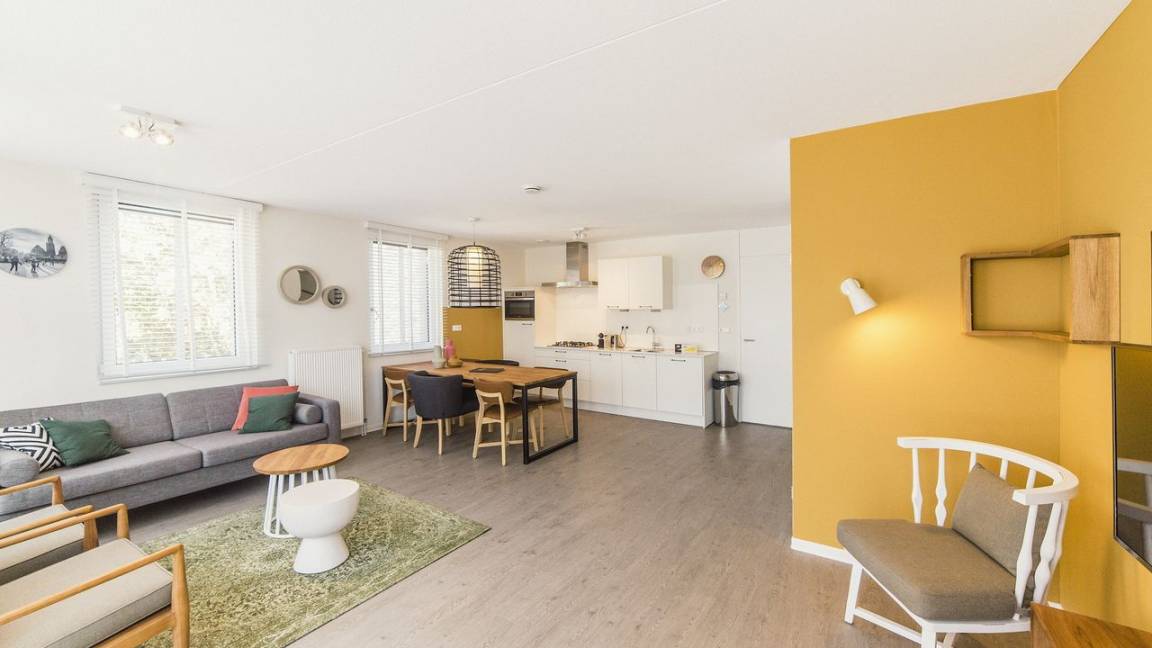 100 M² Ferienwohnung ∙ 3 Schlafzimmer ∙ 6 Gäste - Maastricht