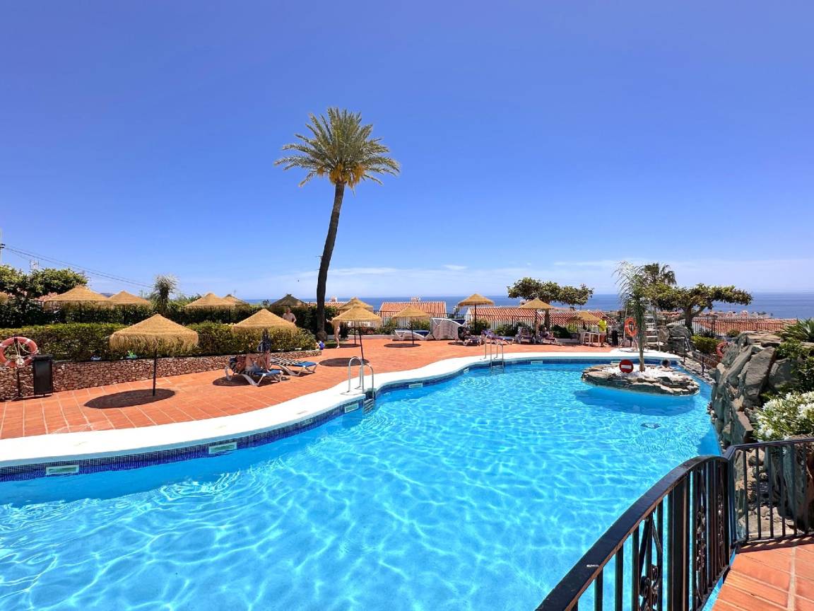 80 M² Appartement ∙ 2 Chambres ∙ 4 Personnes - Nerja