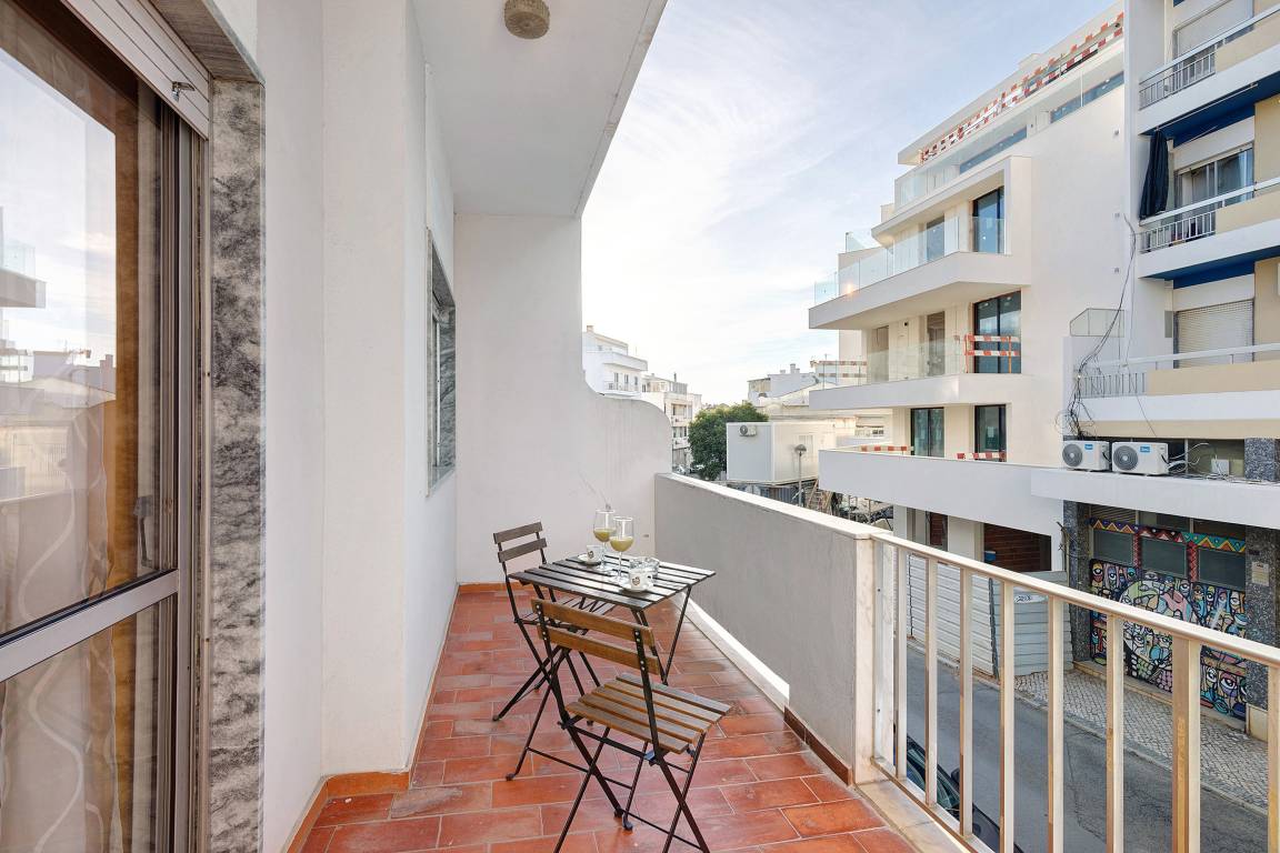 94 M² Apartamento ∙ 2 Habitaciones ∙ 5 Huéspedes - Faro