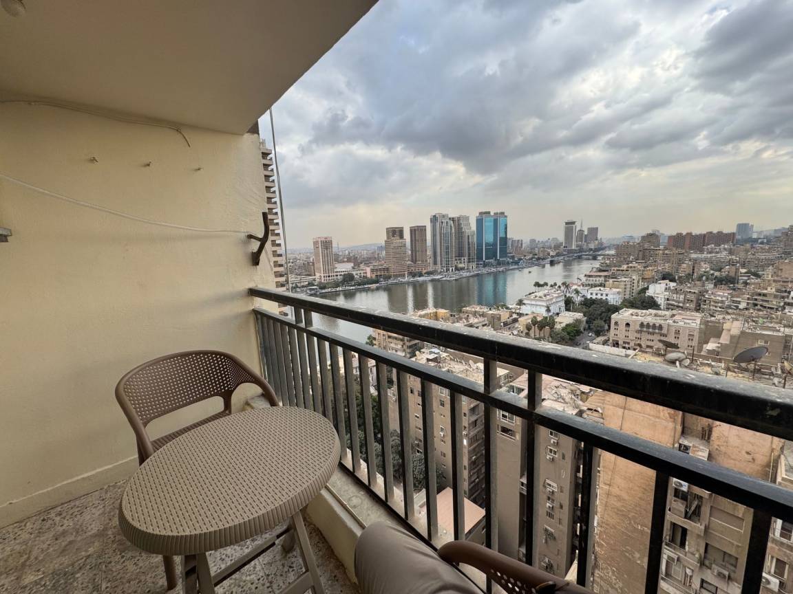 200 M² Huoneisto ∙ 3 Makuuhuonetta ∙ 2 Vierasta - Kairo