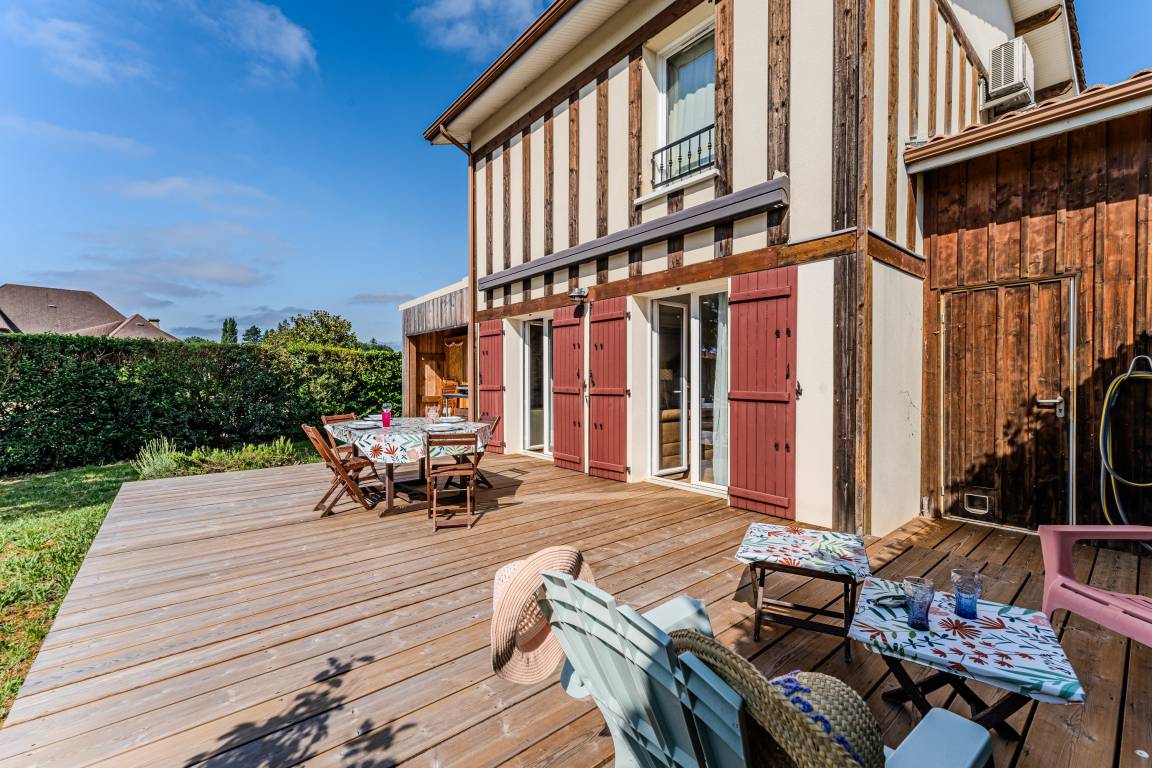 77 M² Maison De Vacances ∙ 2 Chambres ∙ 4 Personnes - Biganos