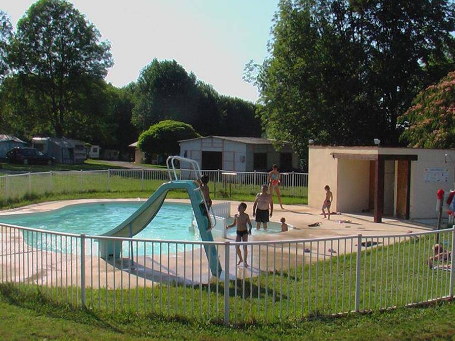 28 M² Chalet ∙ 2 Slaapkamers ∙ 4 Gasten - Lannemezan