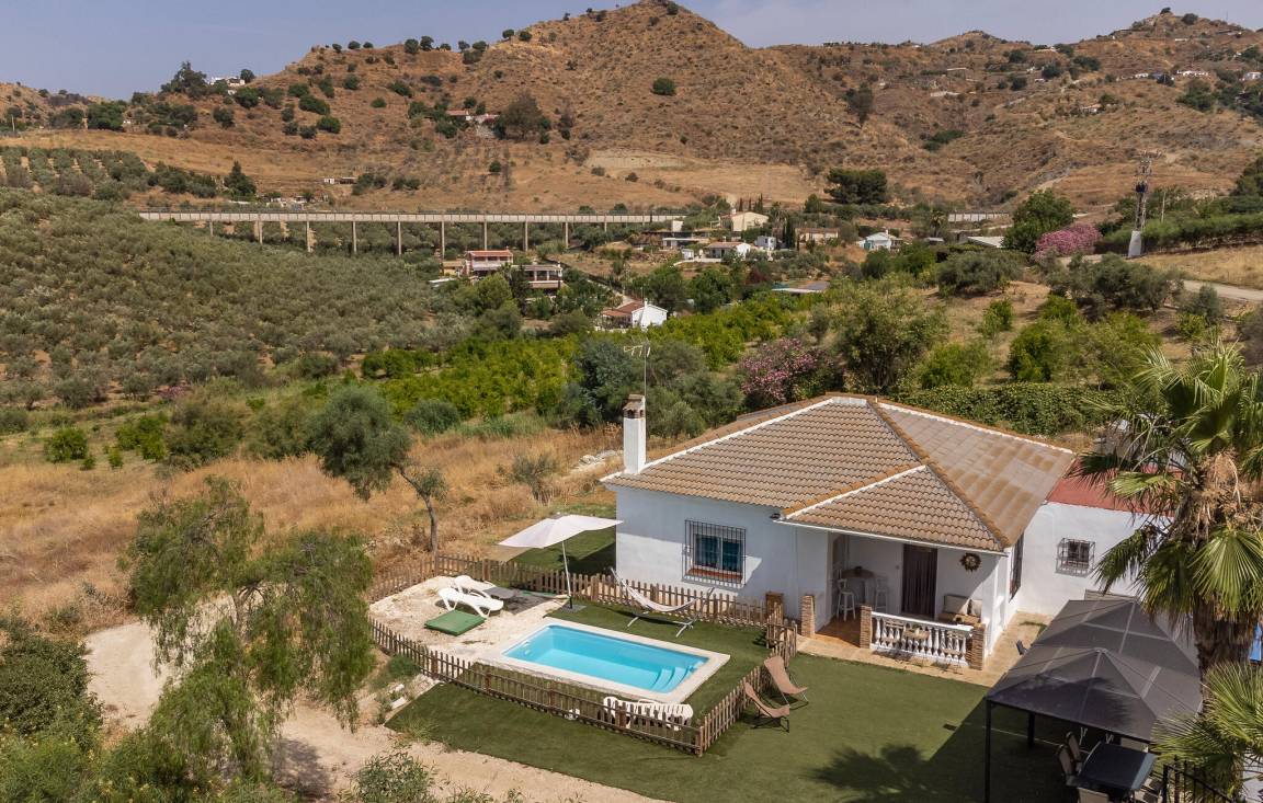 140 M² Casa ∙ 4 Habitaciones ∙ 10 Huéspedes - Cártama