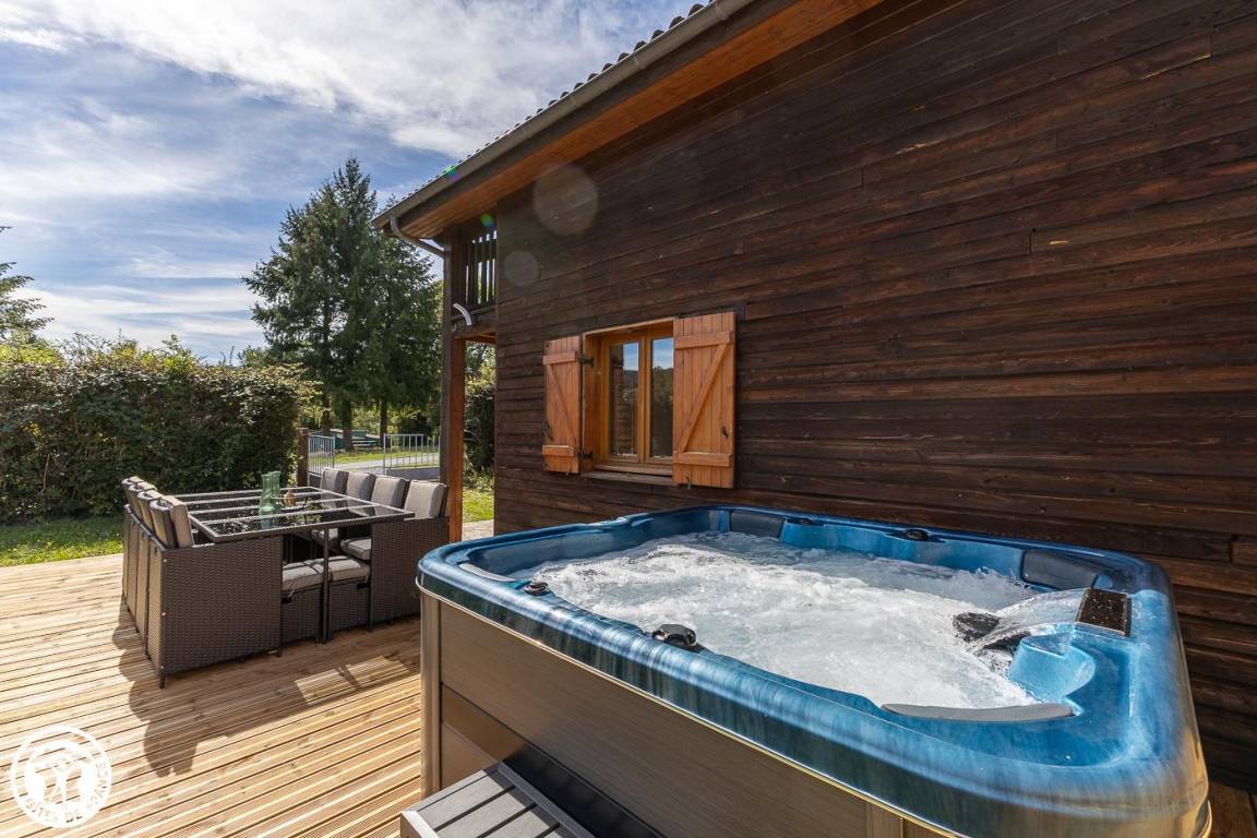 95 M² Gîte ∙ 4 Chambres ∙ 8 Personnes - Puy-de-Dôme