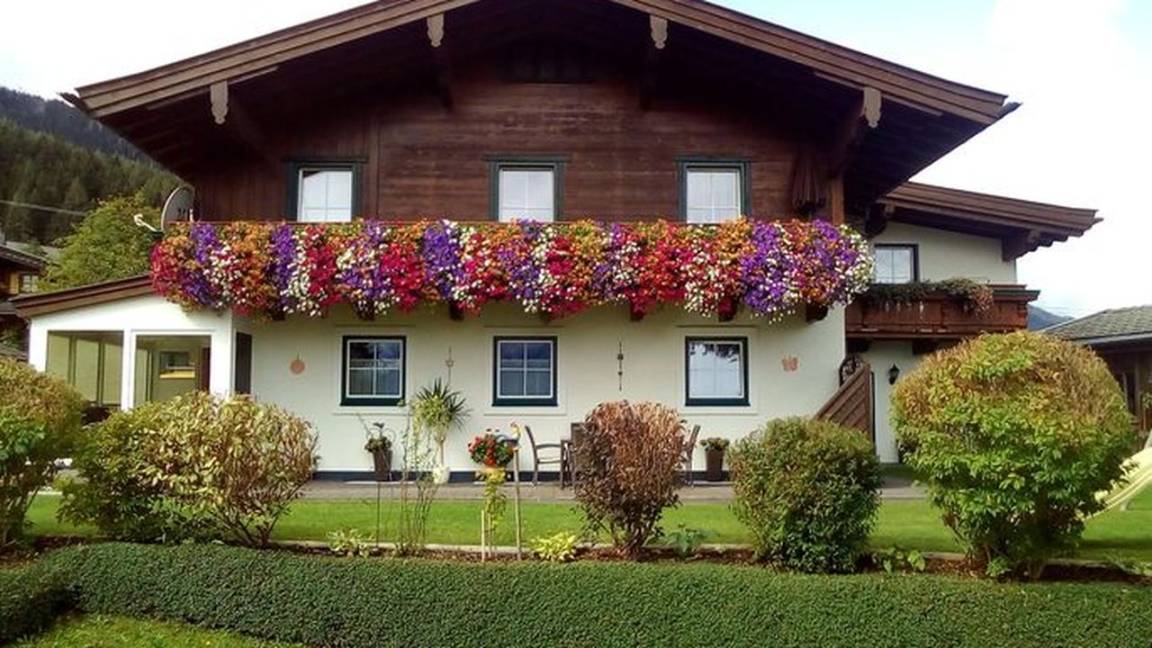 60 M² Ferienwohnung ∙ 2 Schlafzimmer ∙ 5 Gäste - Leogang