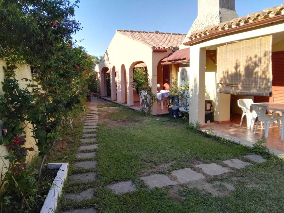 35 M² Huoneisto ∙ 2 Makuuhuonetta ∙ 4 Vierasta - Costa Rei