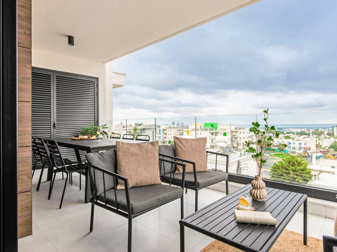 77 M² Apartamento ∙ 3 Habitaciones ∙ 6 Huéspedes - Limassol