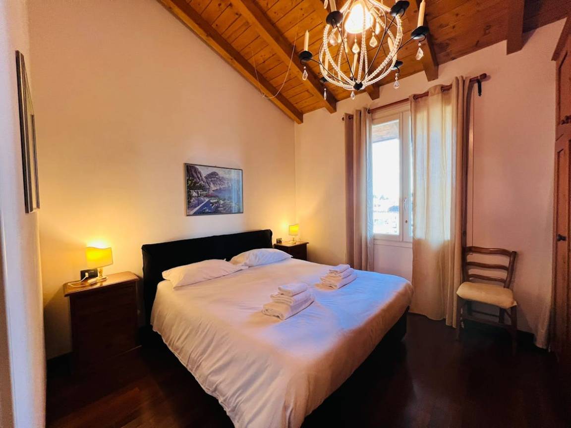 63 M² Apartment ∙ 1 Bedroom ∙ 4 Guests - Varese