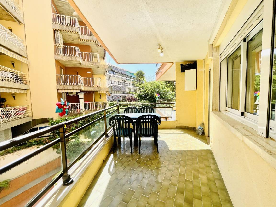 90 M² Apartment ∙ 3 Bedrooms ∙ 9 Guests - La Pineda