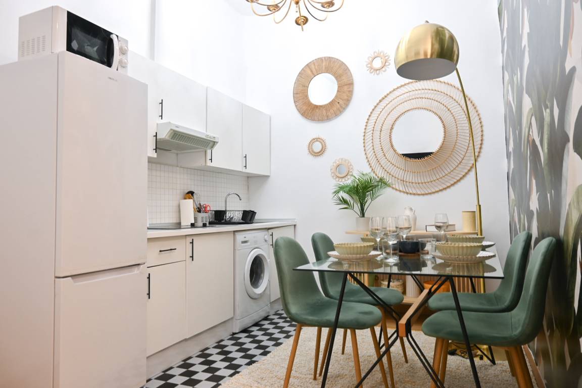 65 M² Apartamento ∙ 2 Habitaciones ∙ 4 Huéspedes - Getafe