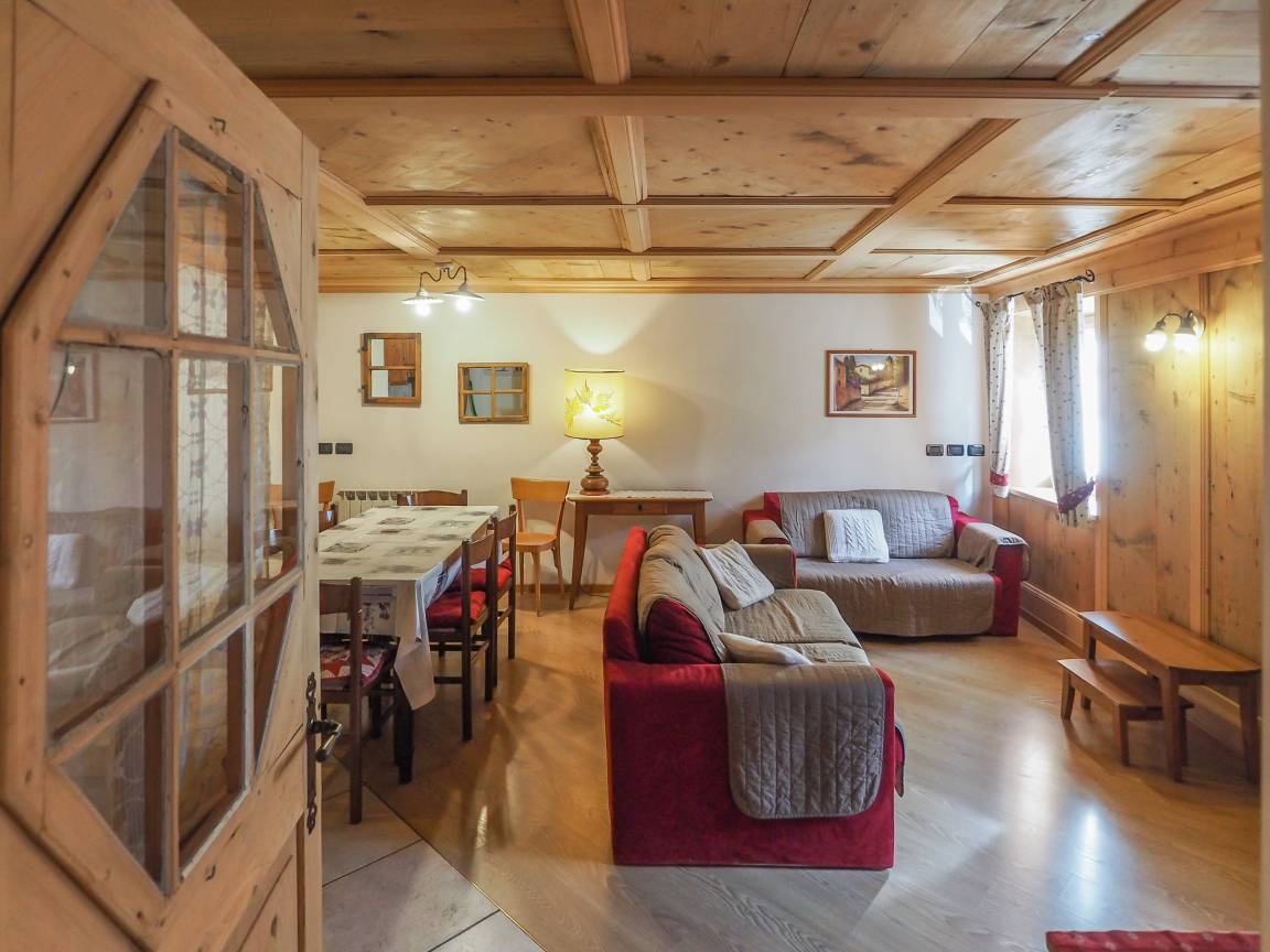 137 M² Ferienwohnung ∙ 3 Schlafzimmer ∙ 6 Gäste - Canazei