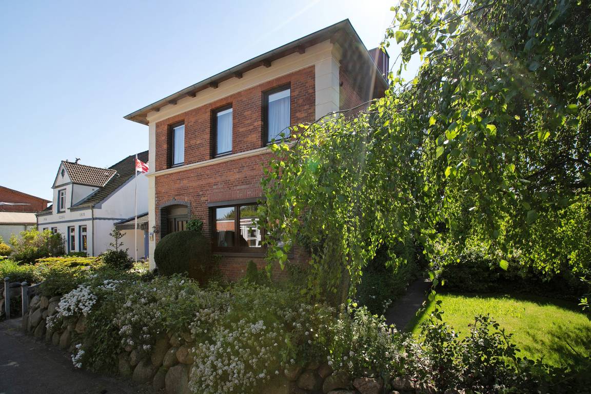 85 M² Ferienhaus ∙ 2 Schlafzimmer ∙ 4 Gäste - Wesselburen