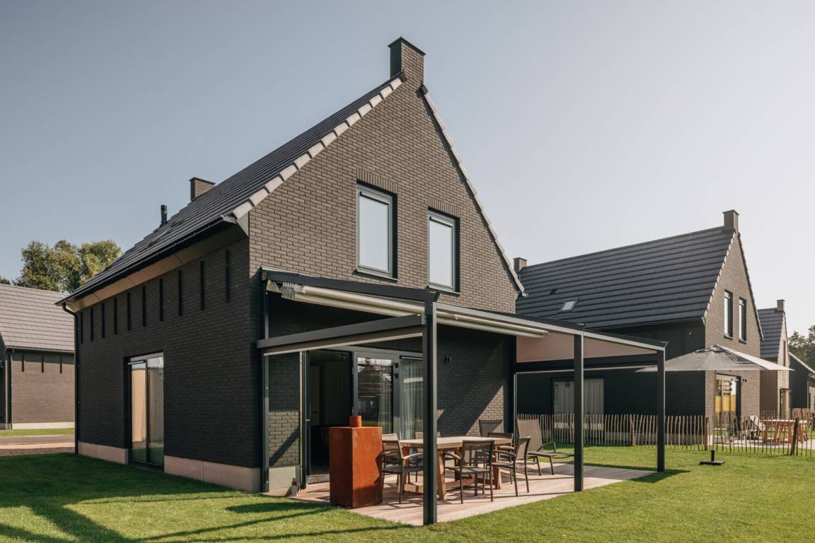 110 M² Villa ∙ 3 Bedrooms ∙ 6 Guests - Goes