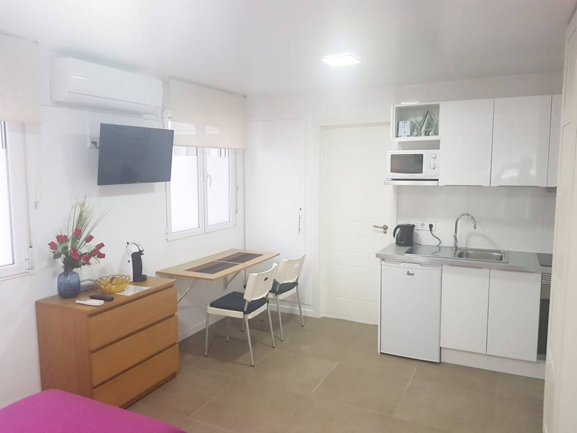 30 M² Apartamento ∙ 2 Huéspedes - Valencia