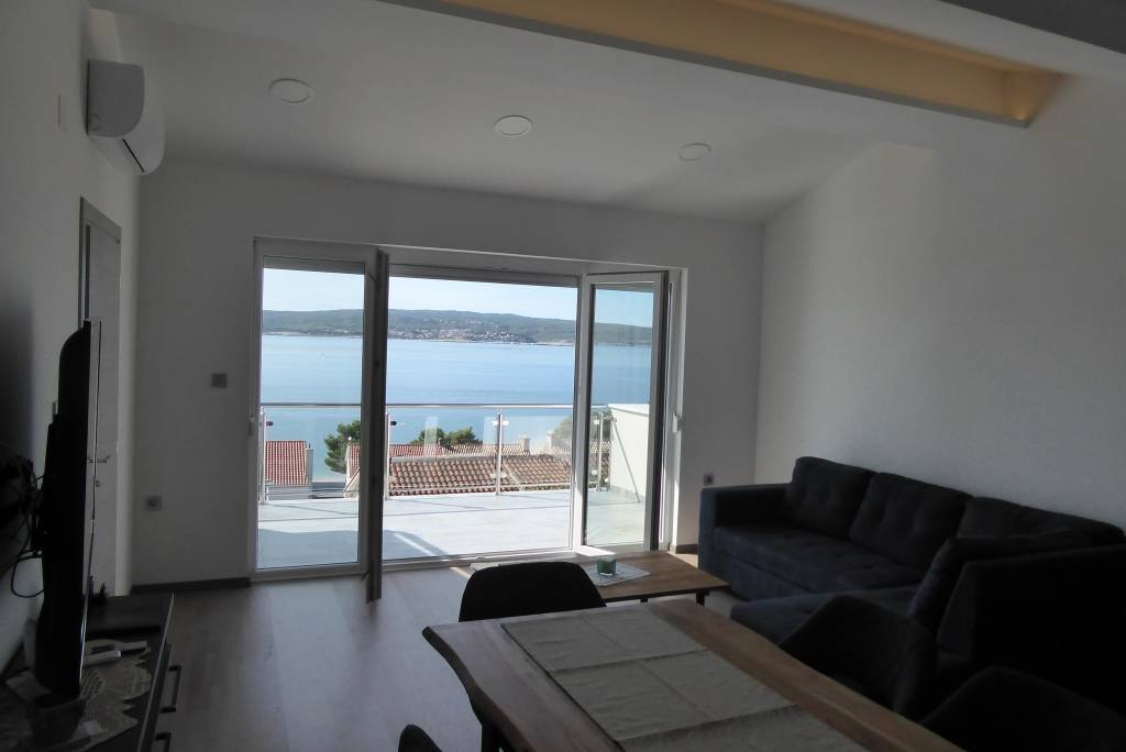 90 M² Ferienwohnung ∙ 2 Schlafzimmer ∙ 5 Gäste - Crikvenica