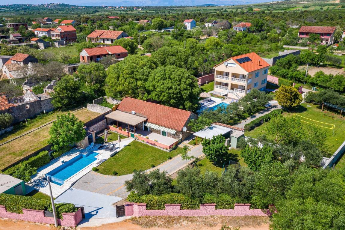 360 M² Casa ∙ 7 Habitaciones ∙ 16 Huéspedes - Biograd na Moru