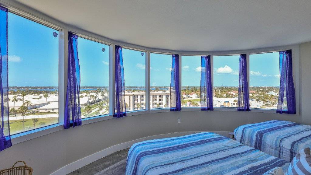 118 M² Condo ∙ 2 Bedrooms ∙ 6 Guests - Daytona Beach Shores, FL