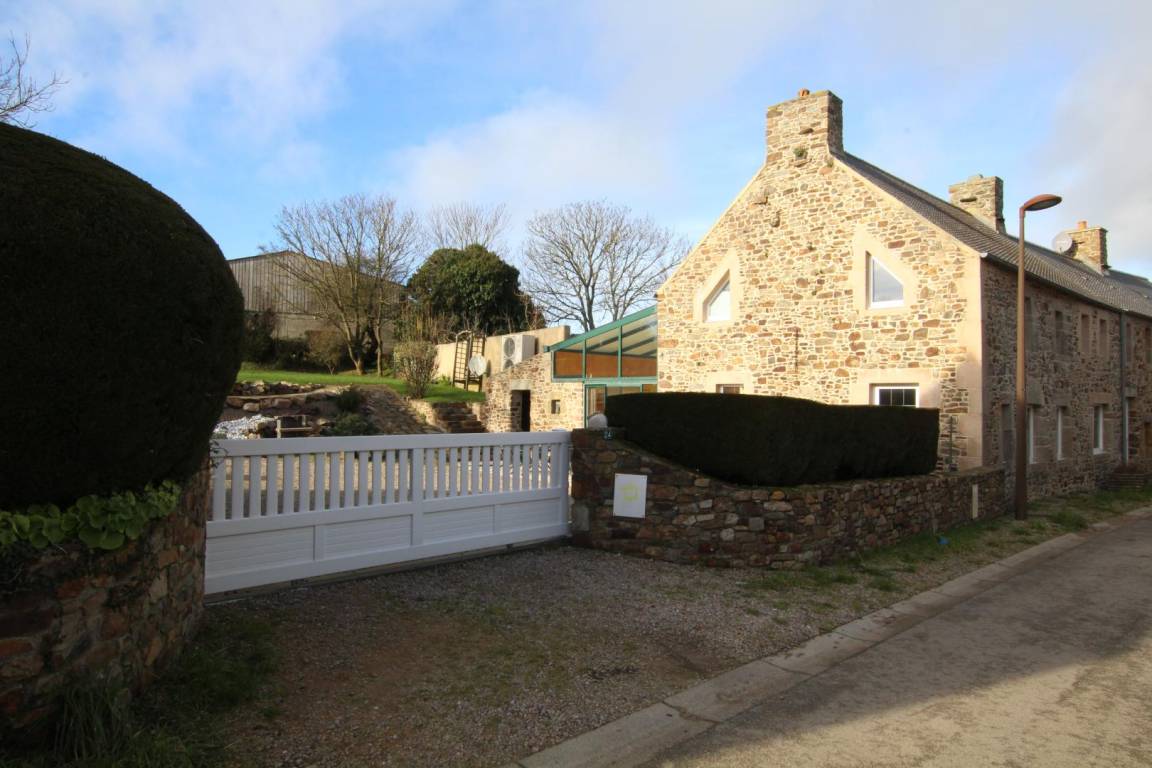 130 M² Gîte ∙ 3 Chambres ∙ 6 Personnes - Cotentin