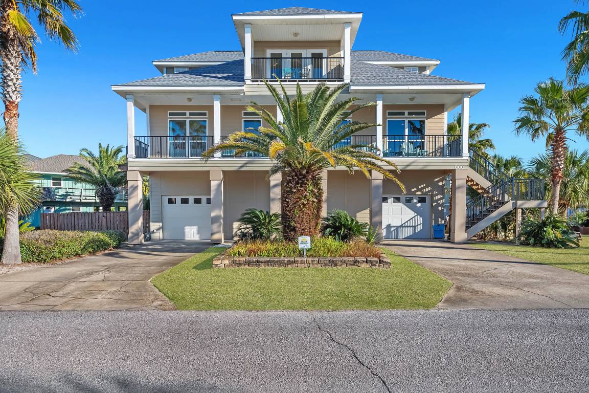 House ∙ 5 Bedrooms ∙ 17 Guests - Gulf Breeze, FL