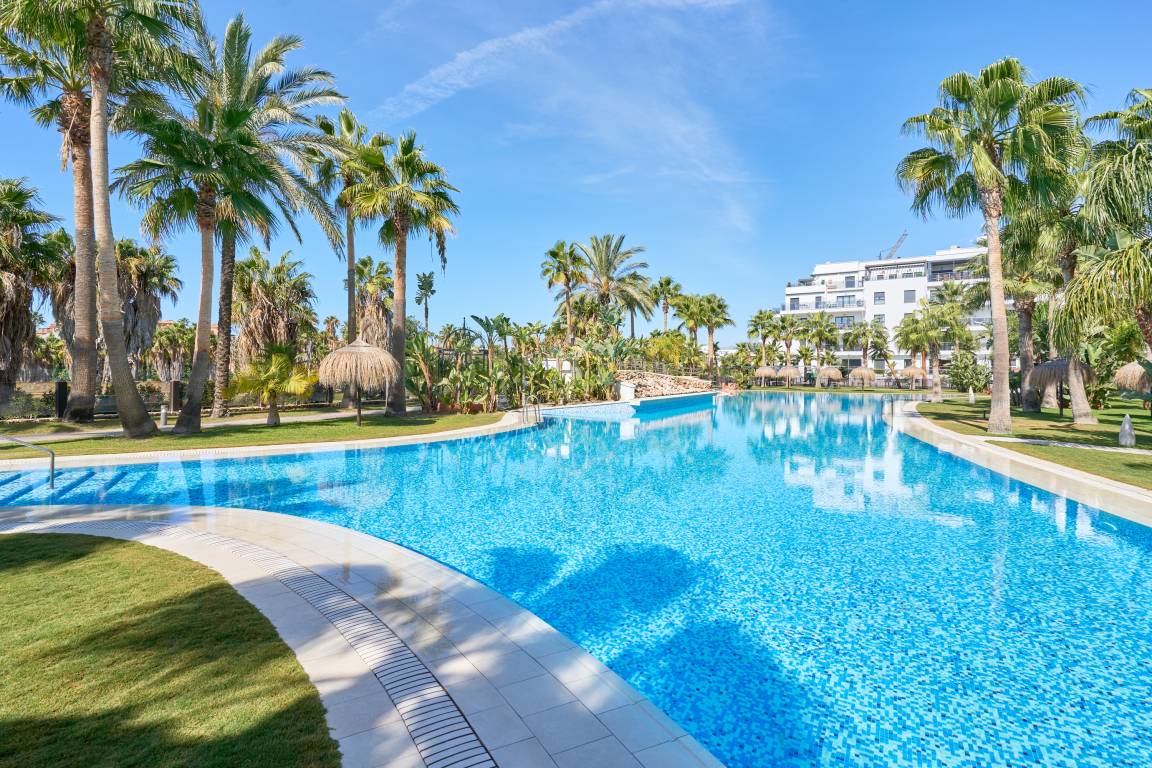 80 M² Appartement ∙ 3 Chambres ∙ 6 Personnes - Motril