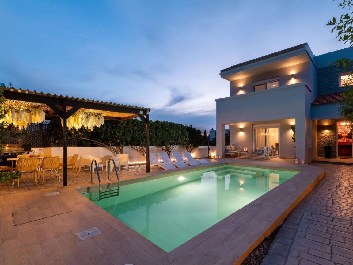 140 M² Appartement ∙ 4 Chambres ∙ 5 Personnes - Kos