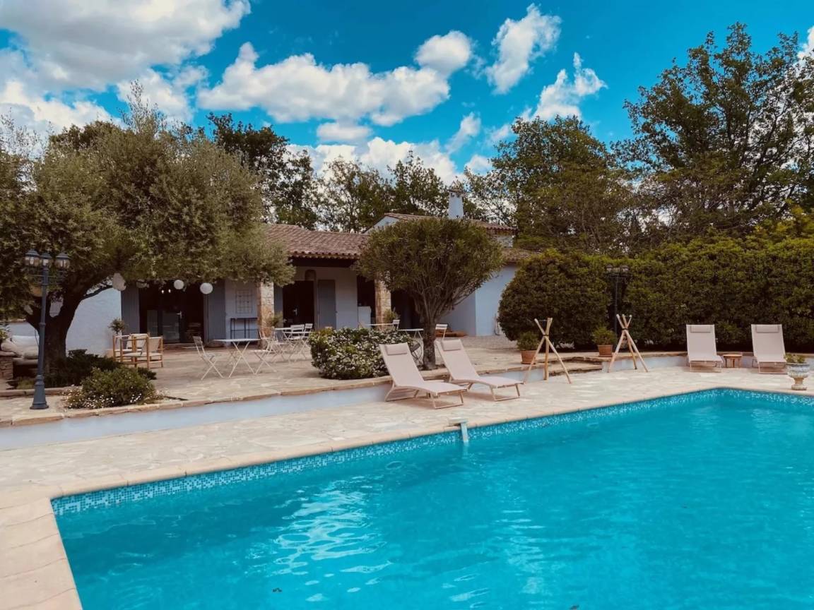 225 M² Maison De Vacances ∙ 7 Chambres ∙ 15 Personnes - Fayence