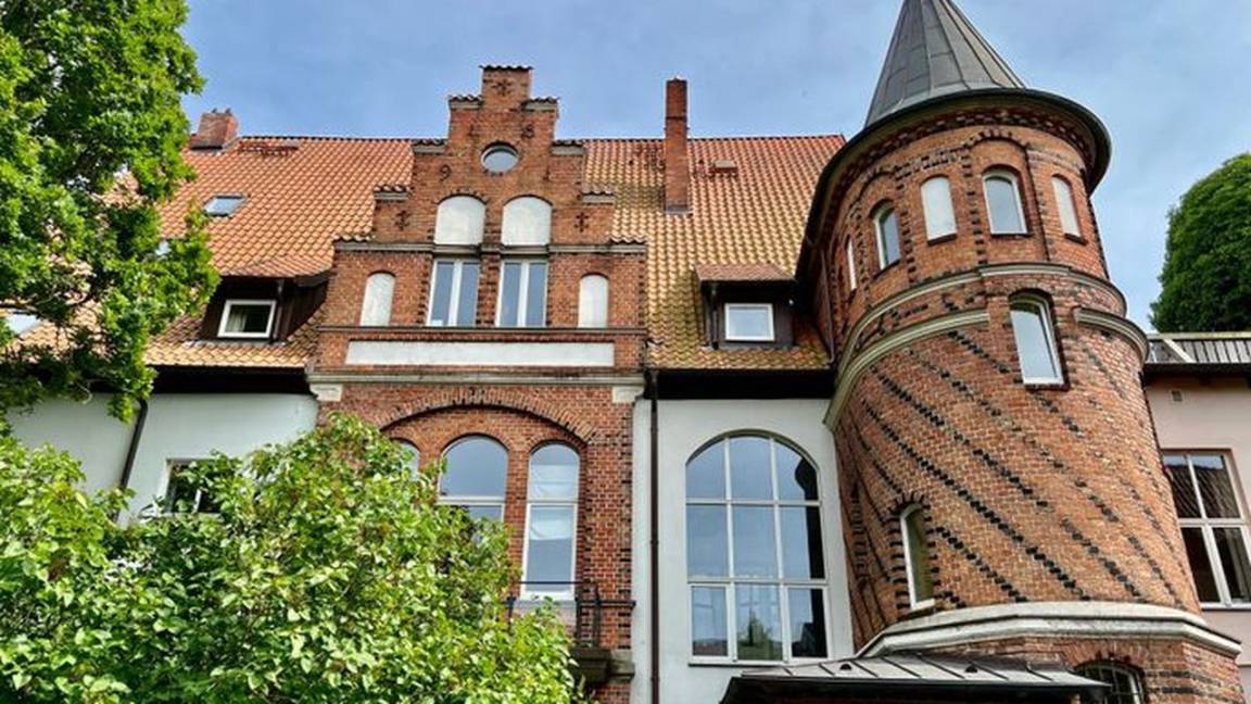 180 M² Apartment ∙ 5 Bedrooms ∙ 12 Guests - Stralsund