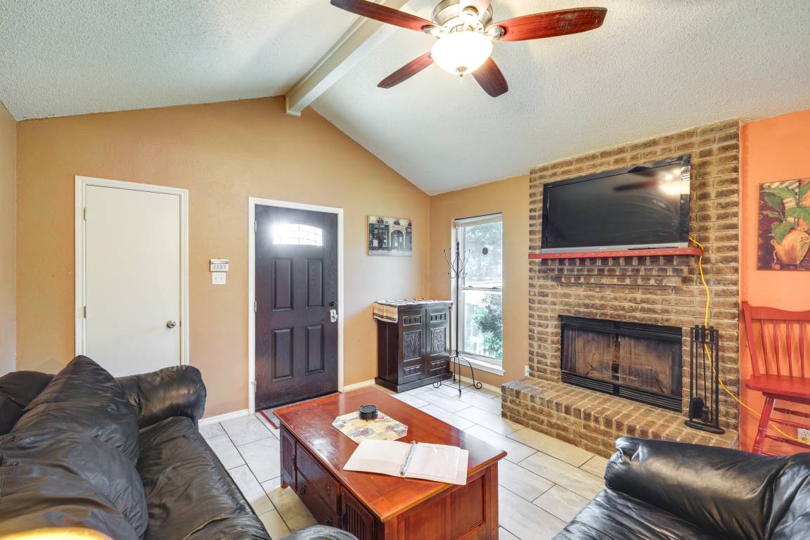 102 M² Huoneisto ∙ 2 Makuuhuonetta ∙ 6 Vierasta - Fort Worth, TX