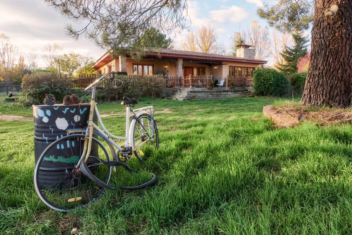 300 M² Maison De Campagne ∙ 5 Chambres ∙ 15 Personnes - León