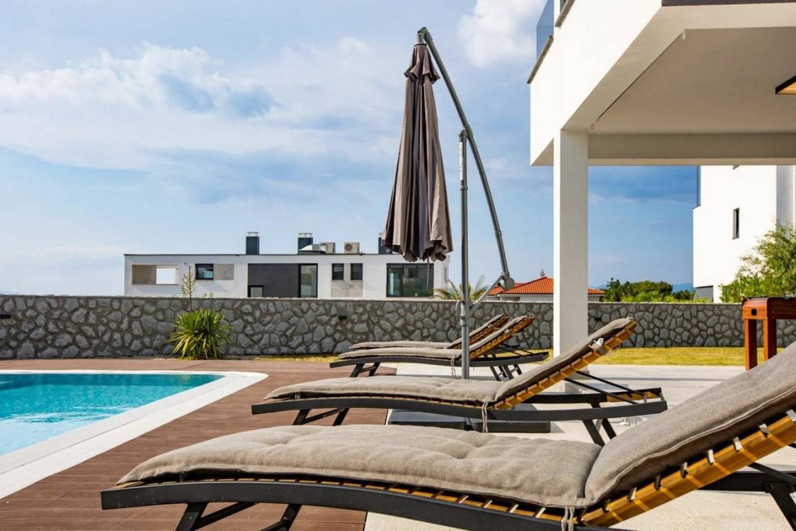106 M² Apartment ∙ 4 Bedrooms ∙ 8 Guests - Punat