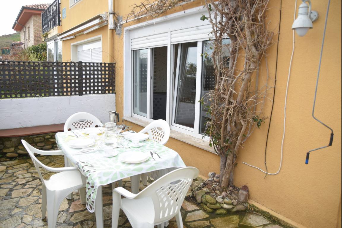 75 M² Apartamento ∙ 2 Habitaciones ∙ 4 Huéspedes - Suances